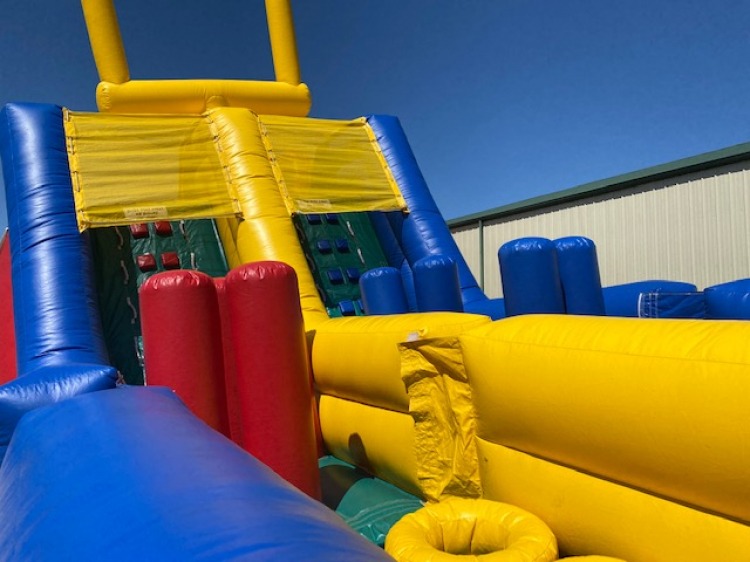 52ft End Zone Obstacle - Oklahoma Bounce